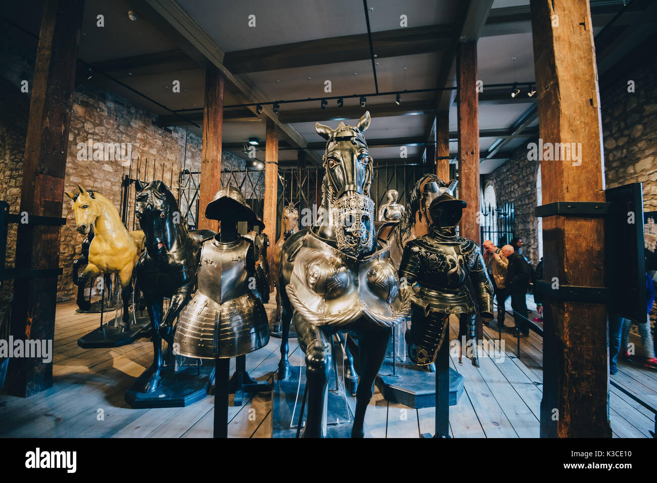 Tower of london armoury hi-res stock photography and images - Alamy