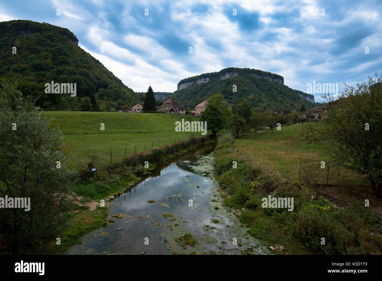 Messieurs hi-res stock photography and images - Alamy