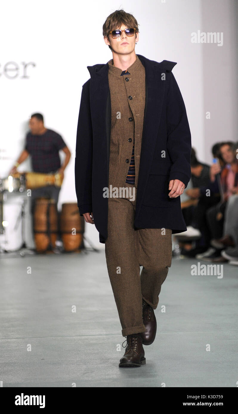 Oliver brown suit hi-res stock photography and images - Alamy