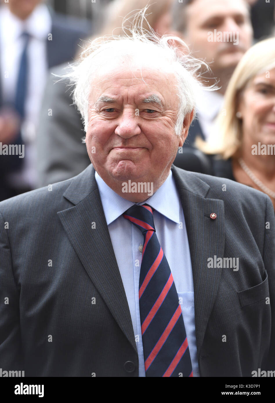 Photo Must Be Credited ©Alpha Press 079965 27/09/2016 Jimmy Tarbuck ...