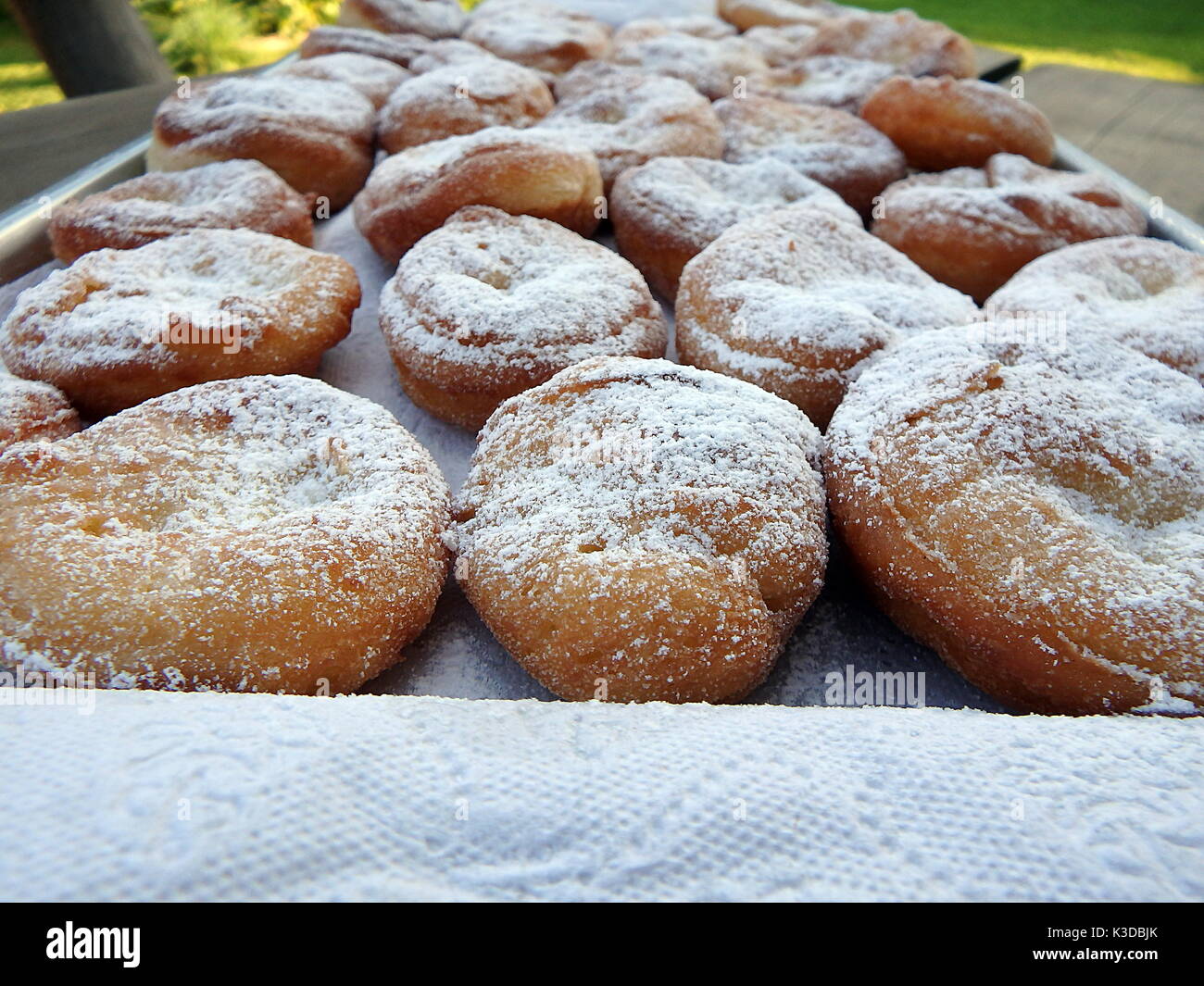 Spherical doughnut hi-res stock photography and images - Alamy
