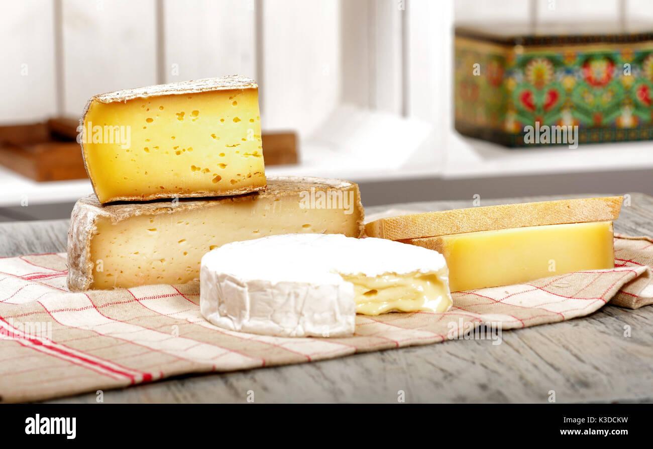 Camembert de normandy hi-res stock photography and images - Alamy
