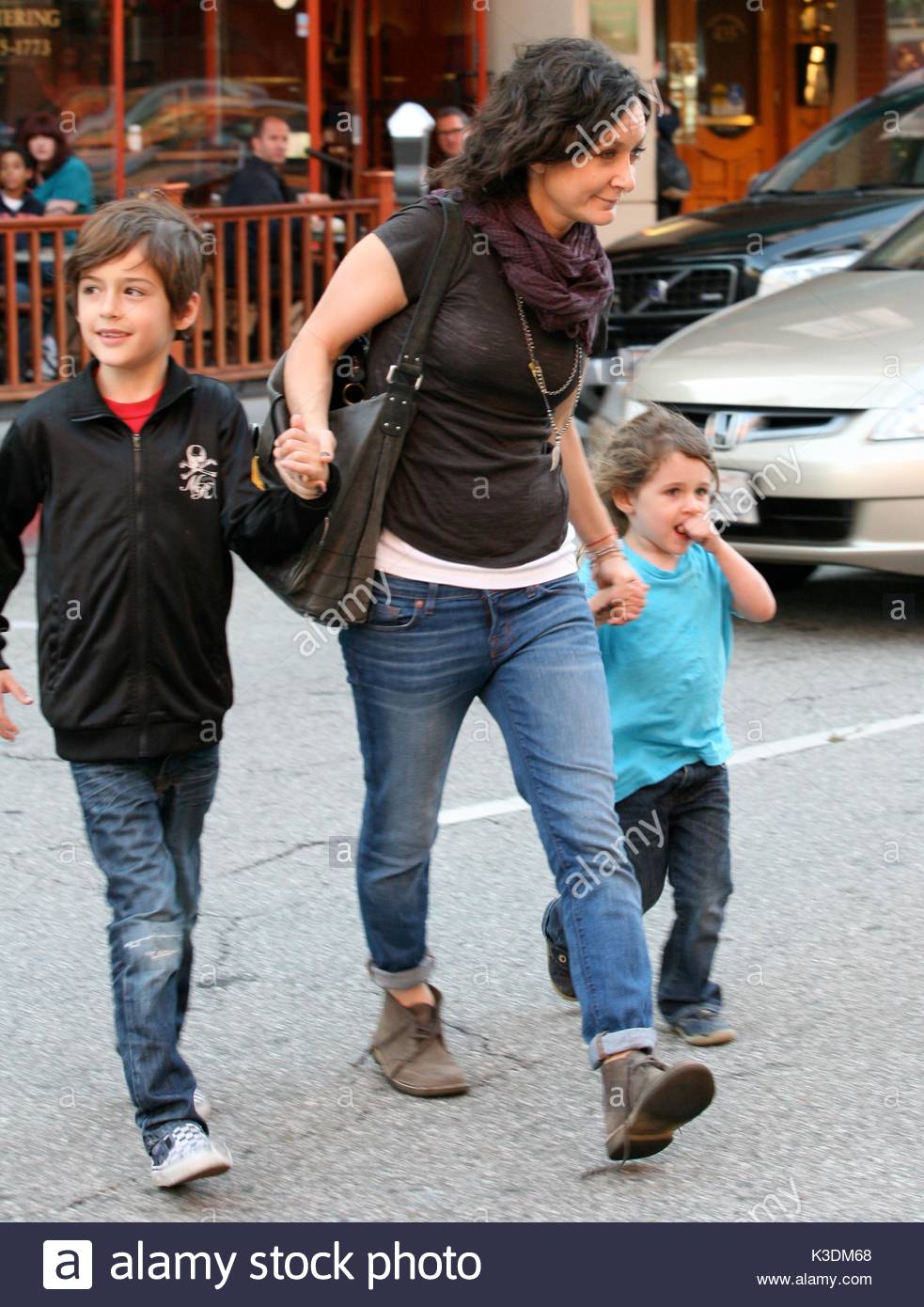 Sara Gilbert And Sawyer Gilbert Stock Photos & Sara Gilbert And Sawyer ...