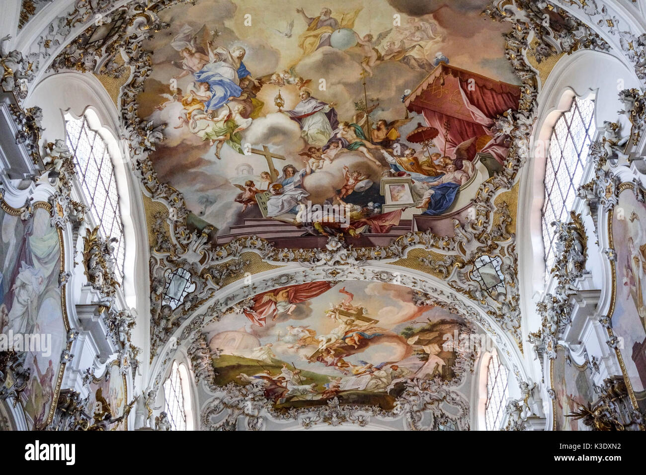 Ceiling rococo painted frescos hi-res stock photography and images - Alamy