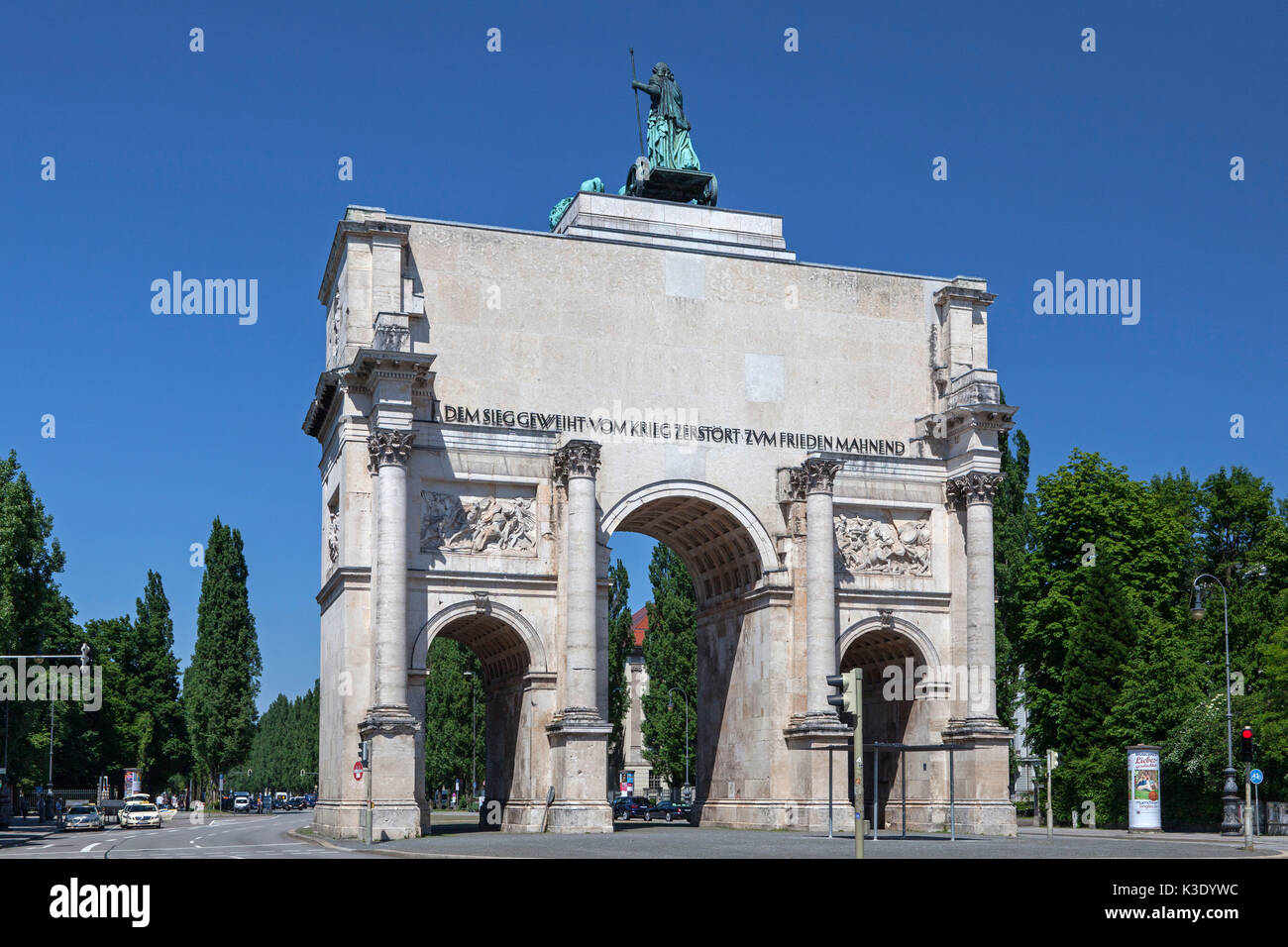 victory column between Ludwigstrasse and Leopoldstrasse, Munich ...