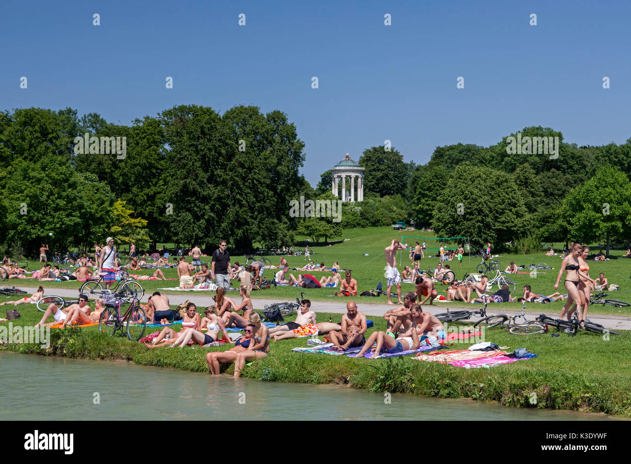 Summer in the Schwabinger brook, English garden with Monopteros, Munich ...