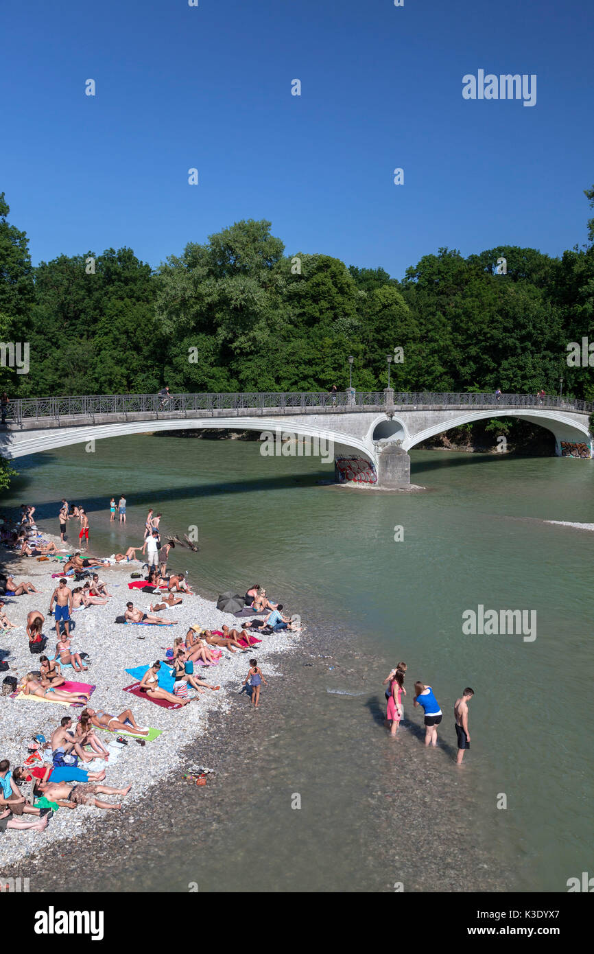 Cable bridge of the Praterinsel to the east shore over the Isar, Munich ...