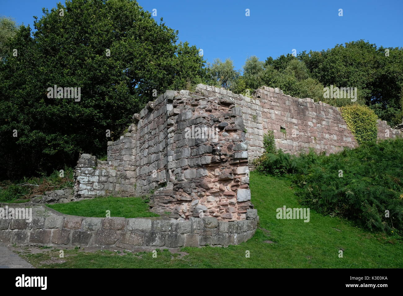 Beeston Castle, Fort, Fortification, Medieval, Rocky Crag, Civil War ...