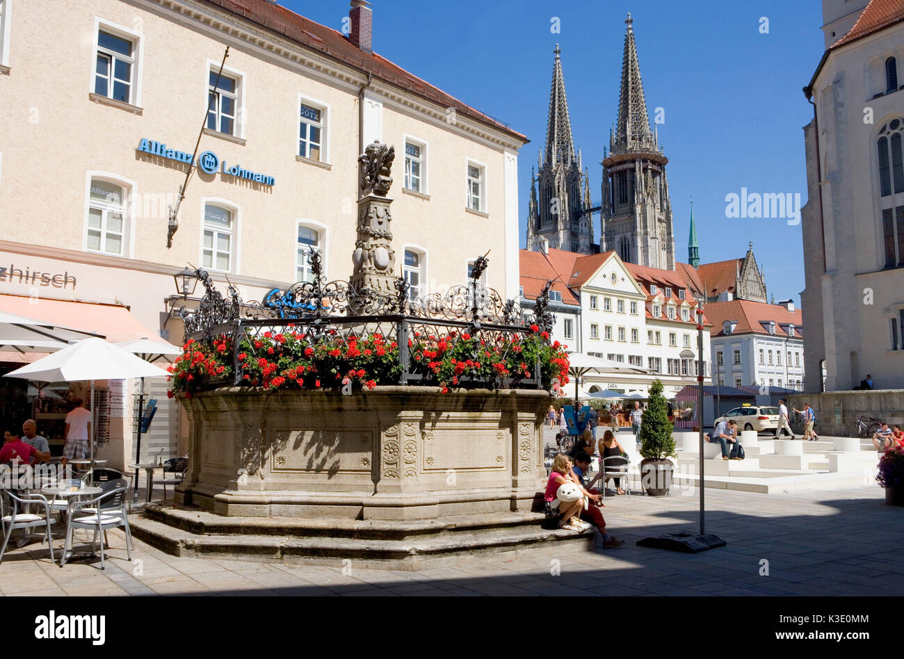 Regensburg, run well, Neupfarrplatz (square), imperial town wells, in ...