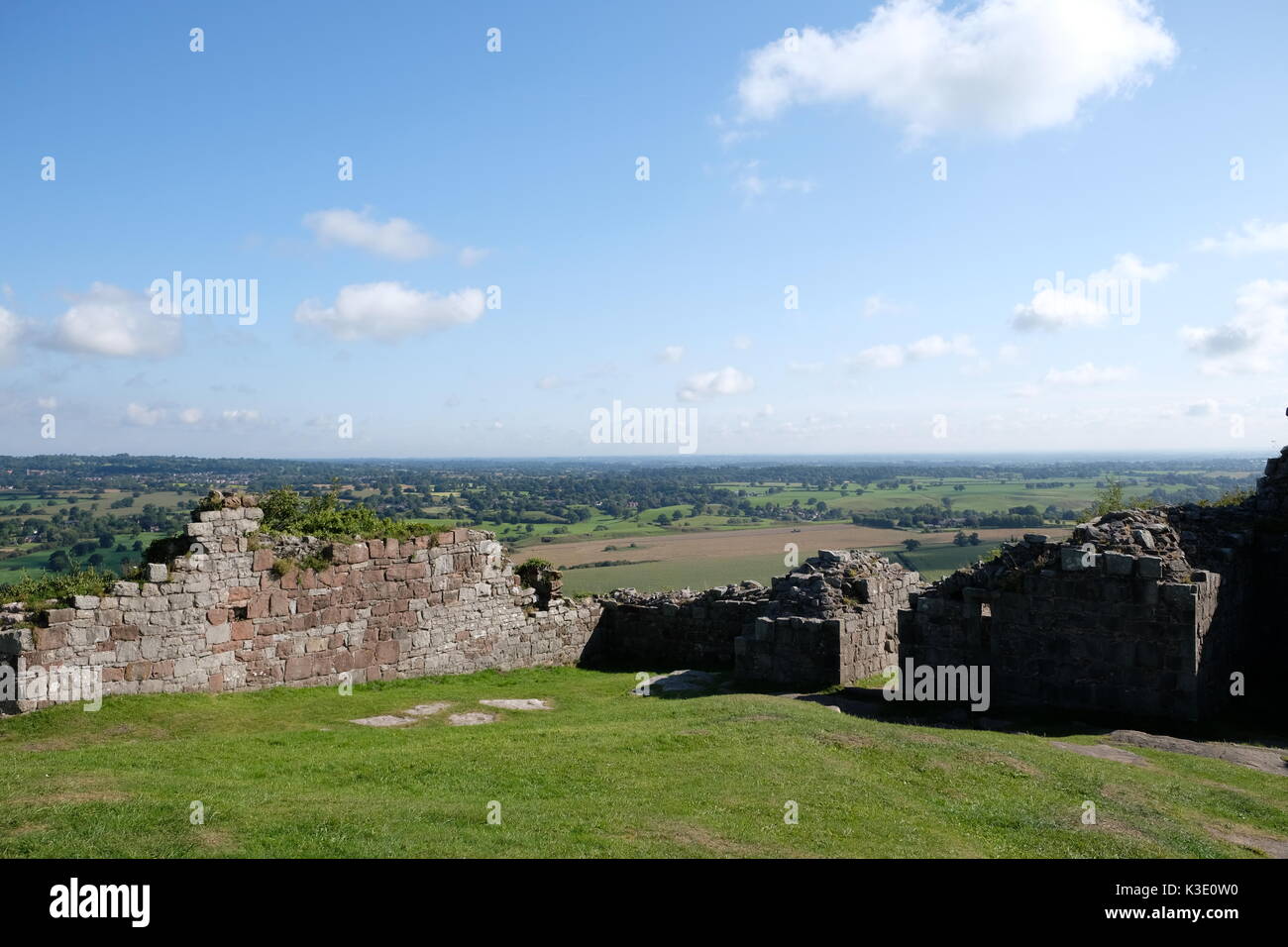 Beeston Castle, Fort, Fortification, Medieval, Rocky Crag, Civil War ...