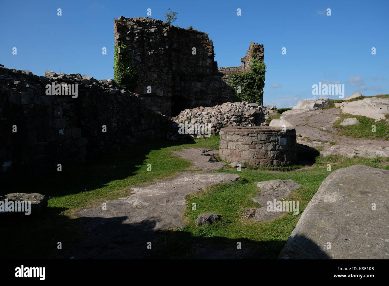 Beeston Castle, Fort, Fortification, Medieval, Rocky Crag, Civil War ...