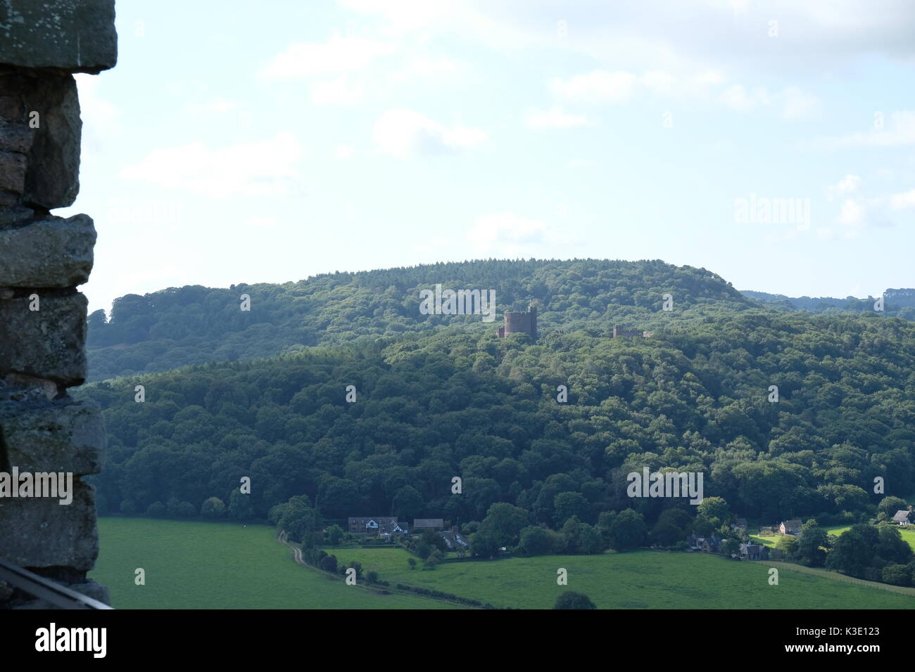 Beeston Castle, Fort, Fortification, Medieval, Rocky Crag, Civil War ...