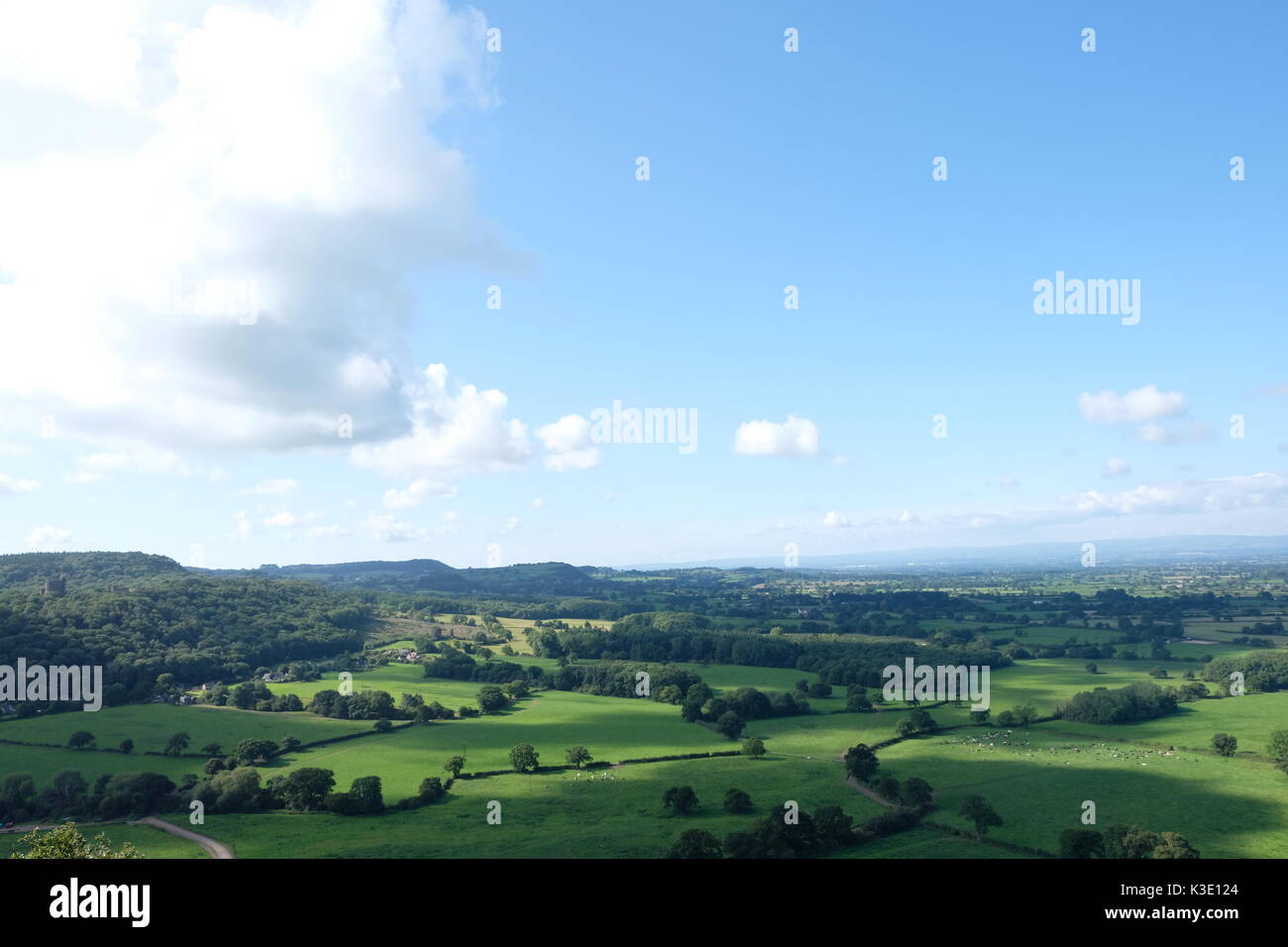Beeston Castle, Fort, Fortification, Medieval, Rocky Crag, Civil War ...