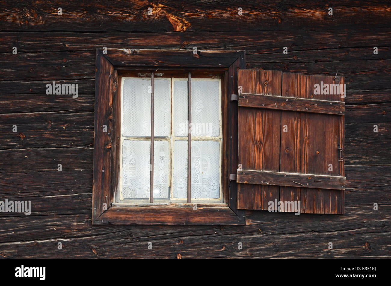 Rural idyll, wooden hut, window Stock Photo - Alamy