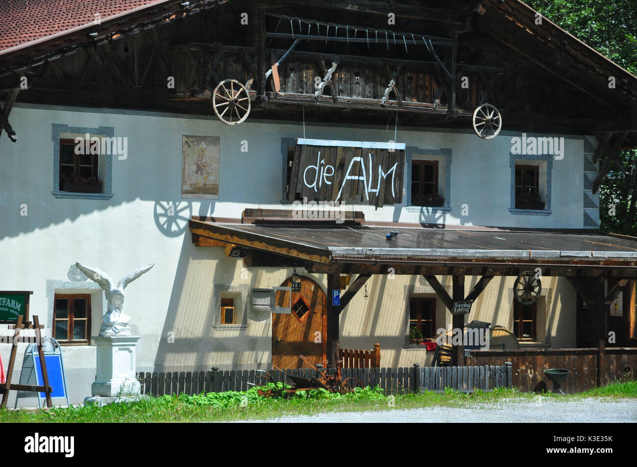 Stop at an alpine hut hi-res stock photography and images - Alamy