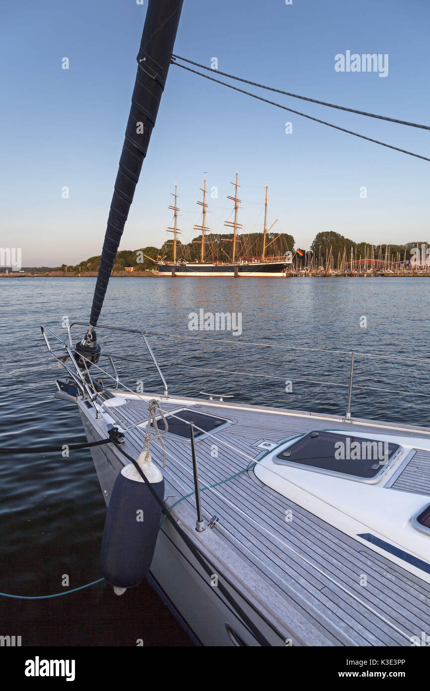 Four masted steel barque hi-res stock photography and images - Alamy
