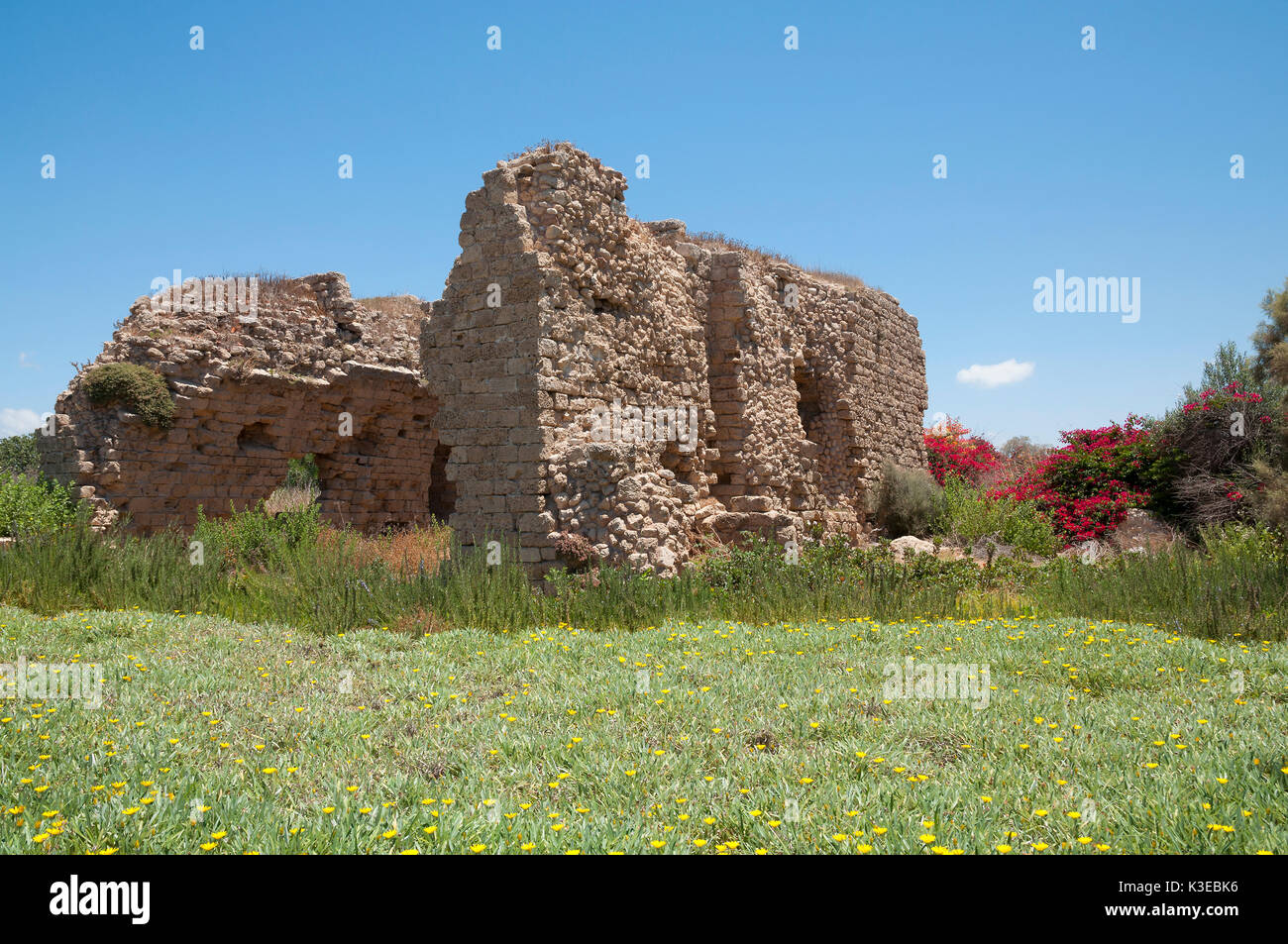 Ancient water well israel hi-res stock photography and images - Alamy
