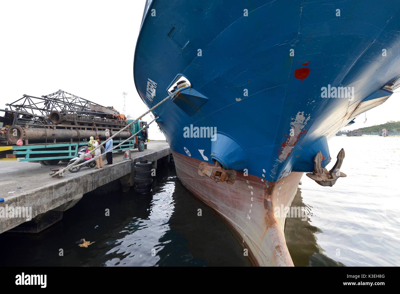 Shipping hi-res stock photography and images - Alamy