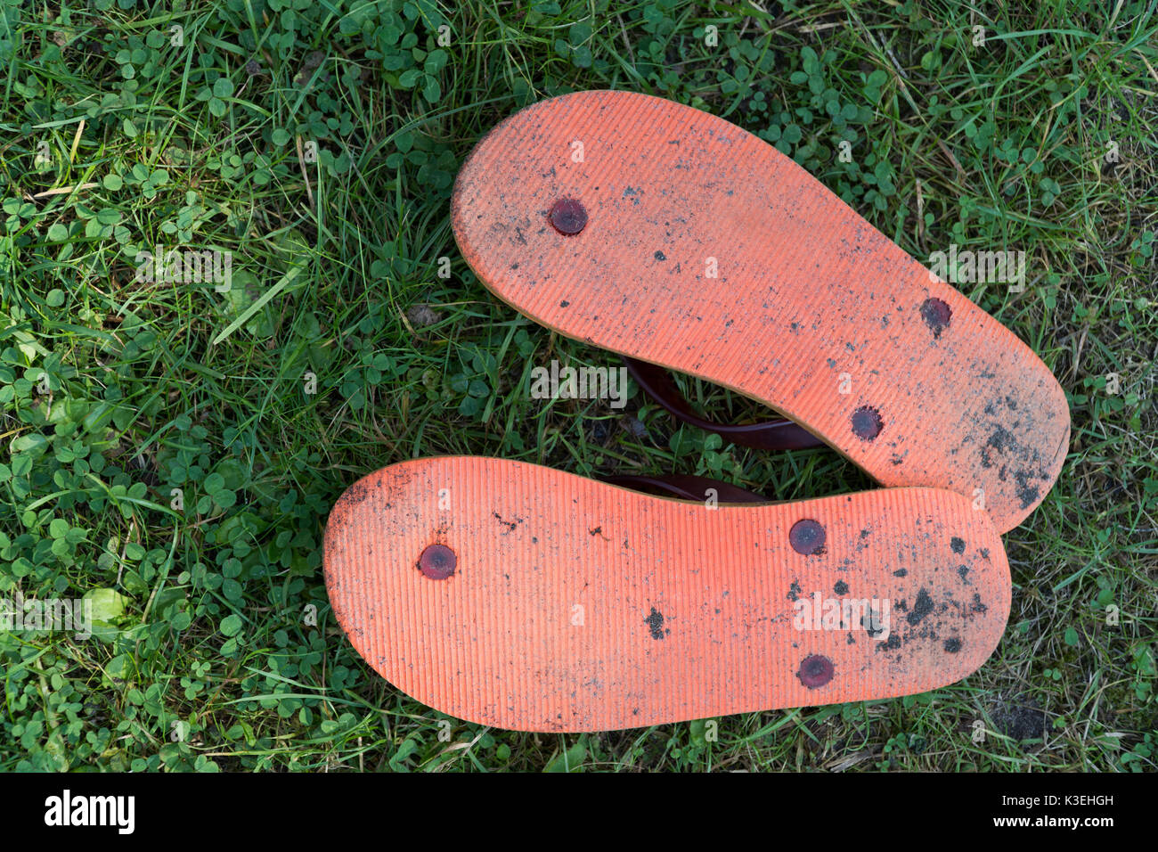 Dirty flip flops hi-res stock photography and images - Alamy