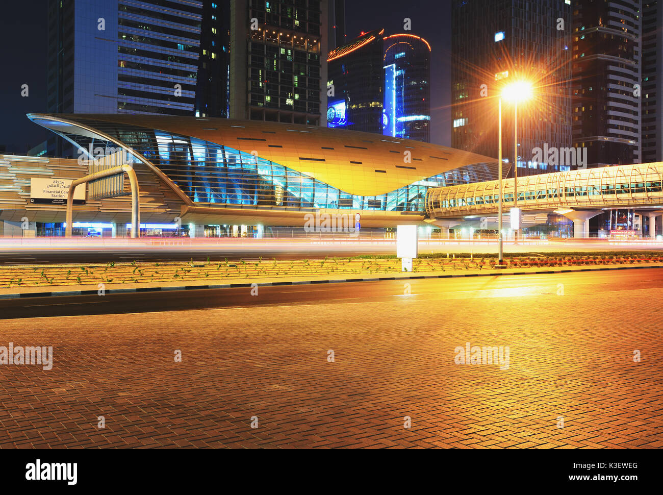 Dubai metro rail station on Sheikh Zayed Road at night Stock Photo - Alamy
