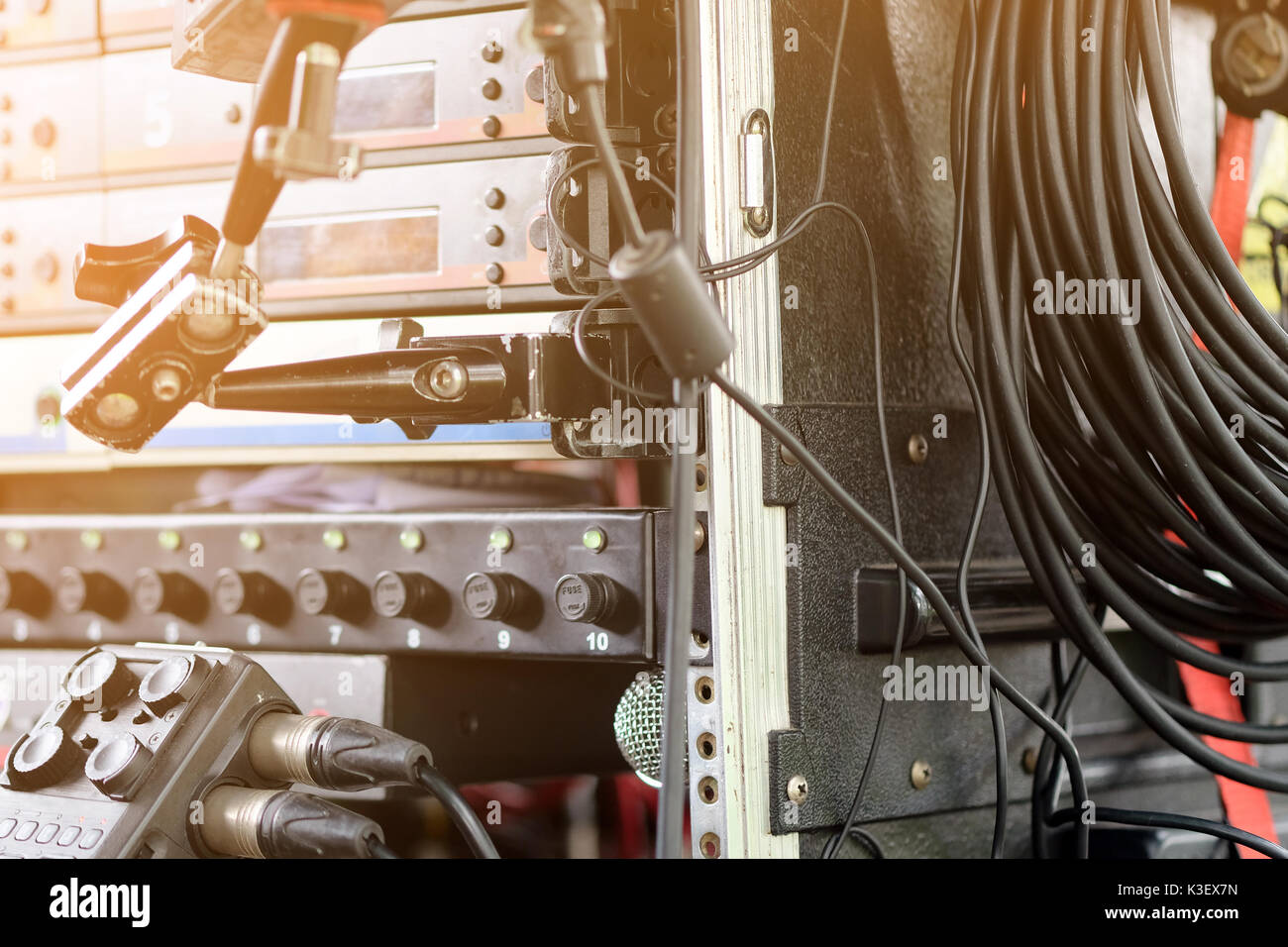 Sound technician boom hi-res stock photography and images - Alamy