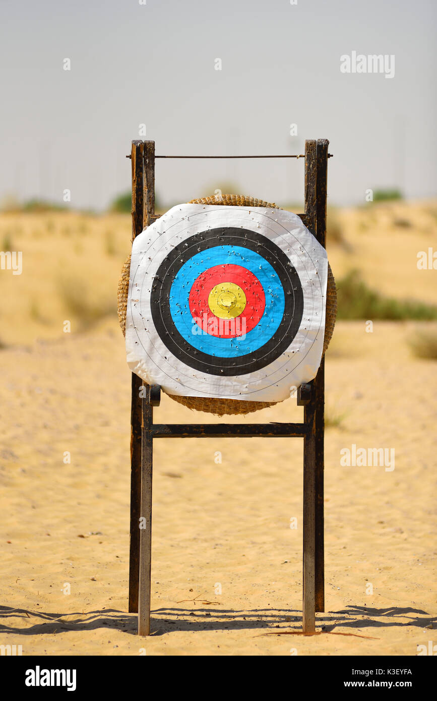 Archery target in desert Stock Photo - Alamy