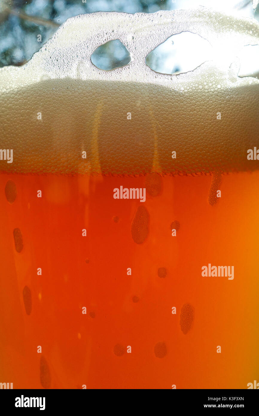 Fresh tapped wheat beer hi-res stock photography and images - Alamy