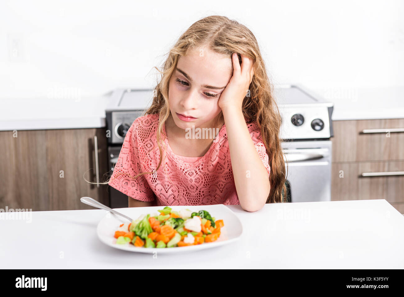 Boring expression hi-res stock photography and images - Alamy