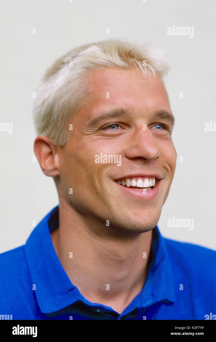 Man laughing inside hi-res stock photography and images - Alamy