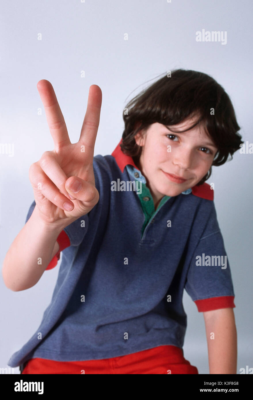 Finger v sign hi-res stock photography and images - Alamy