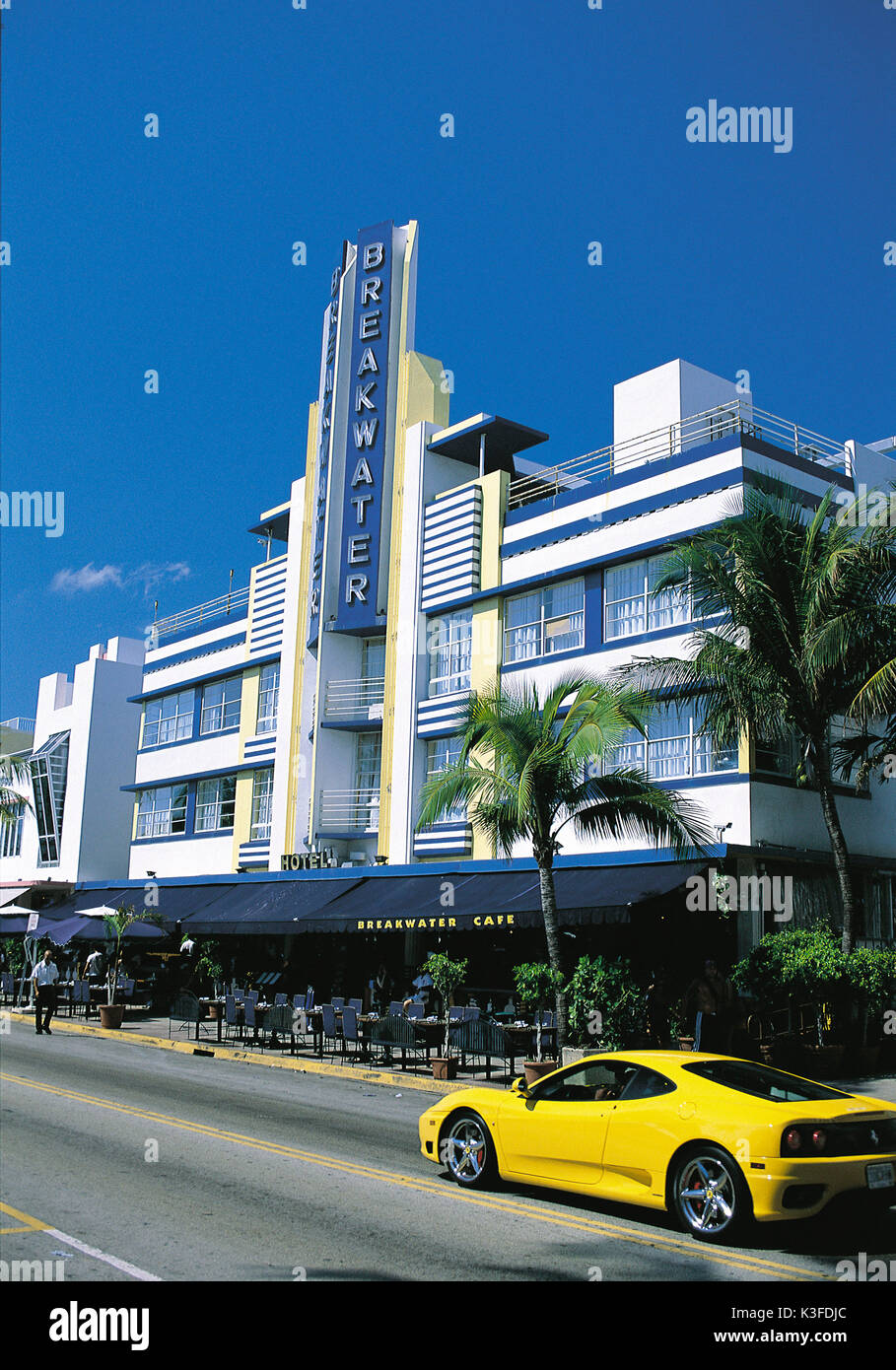 Miami house yellow hi-res stock photography and images - Alamy