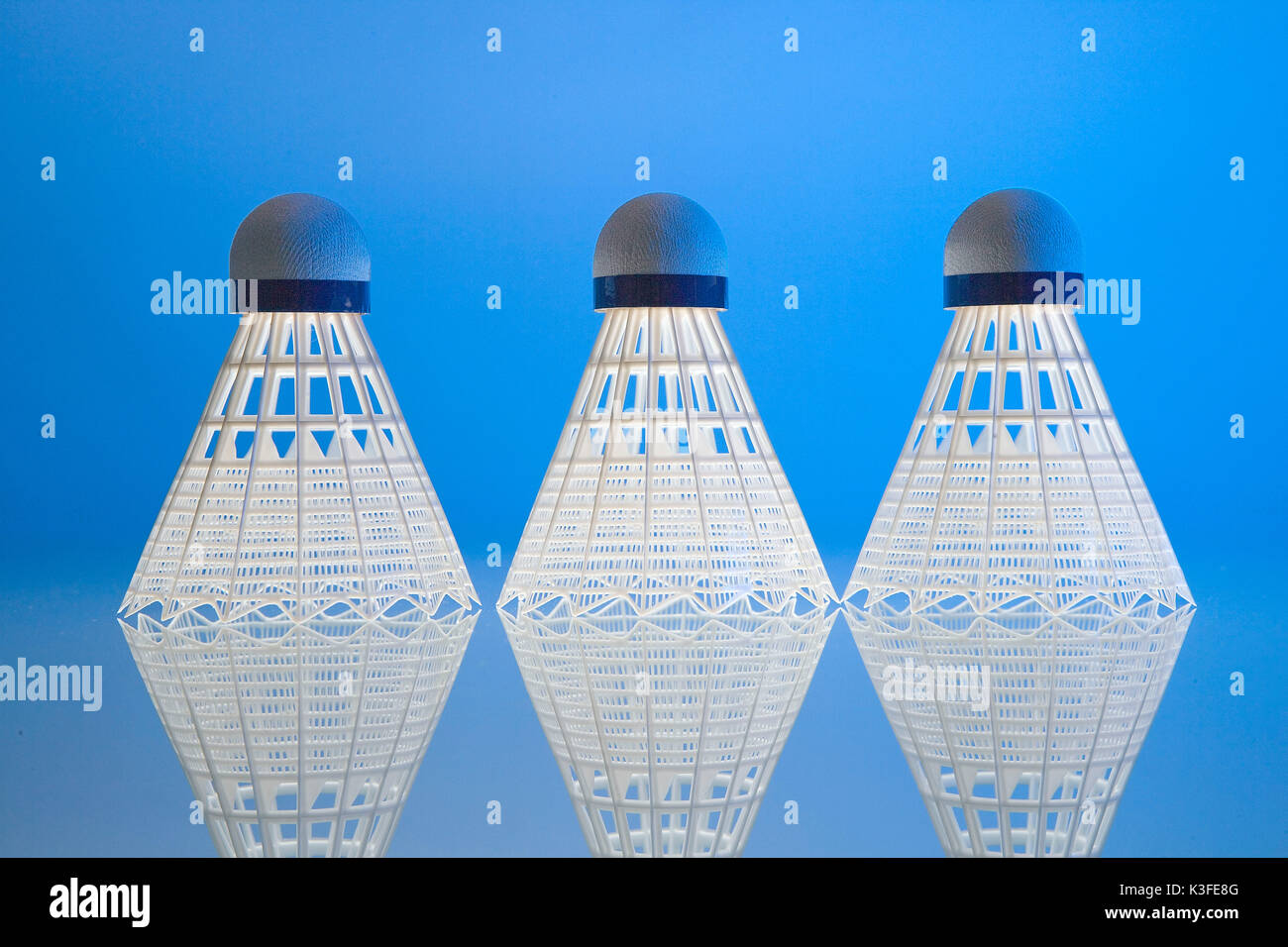 Shuttlecocks hi-res stock photography and images - Alamy