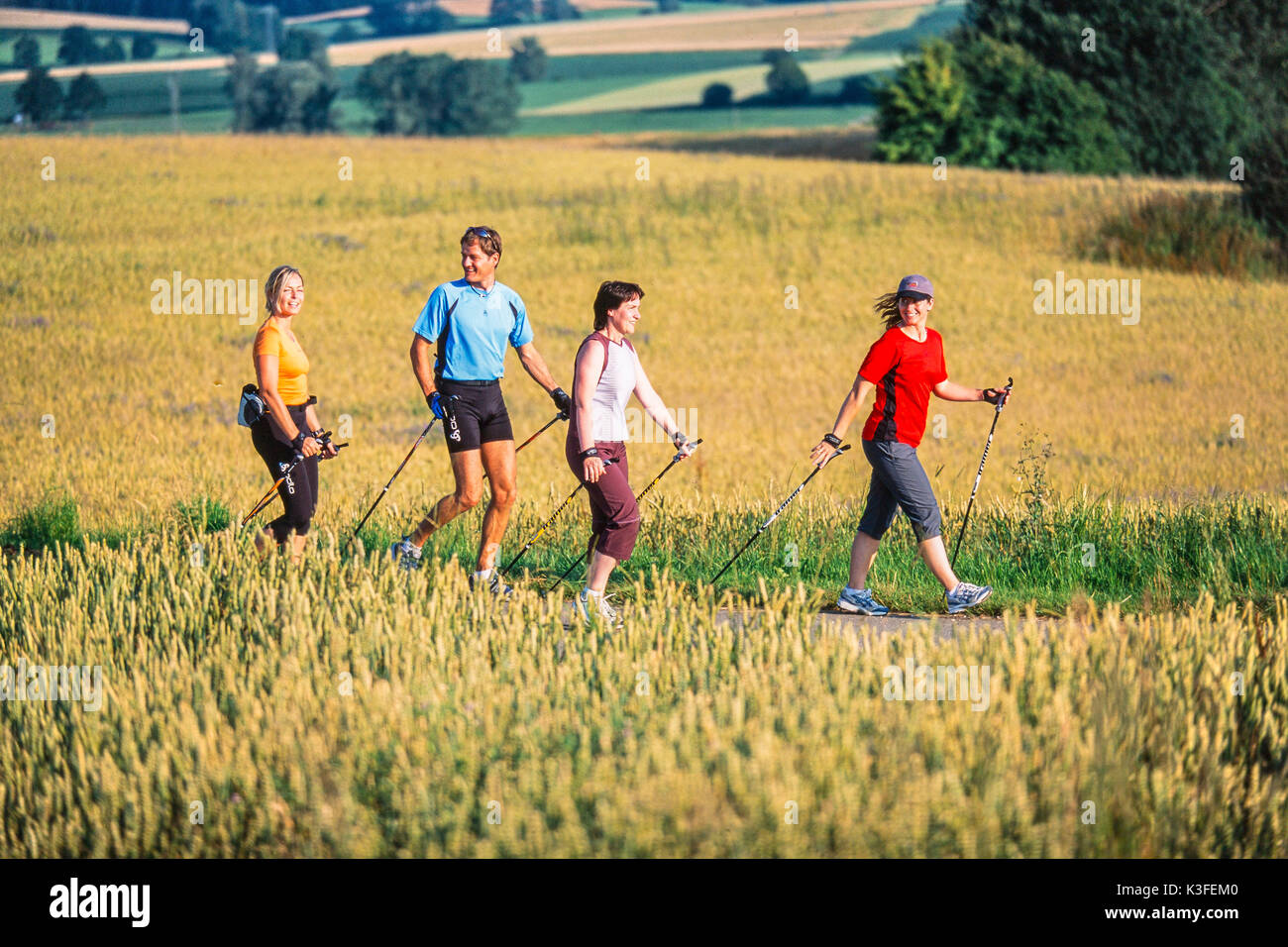 Group walking fitness hi-res stock photography and images - Alamy