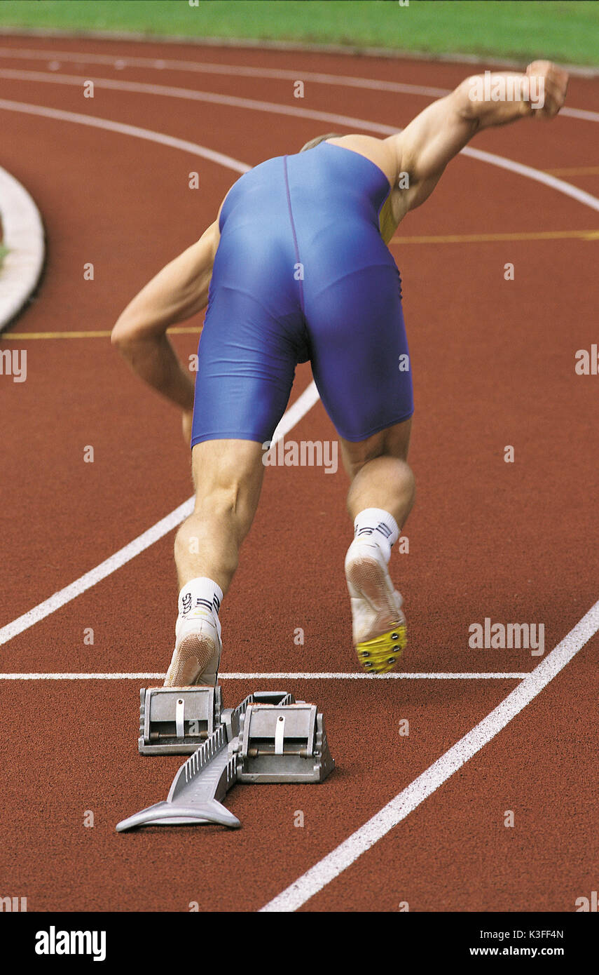 Starting block hi-res stock photography and images - Alamy