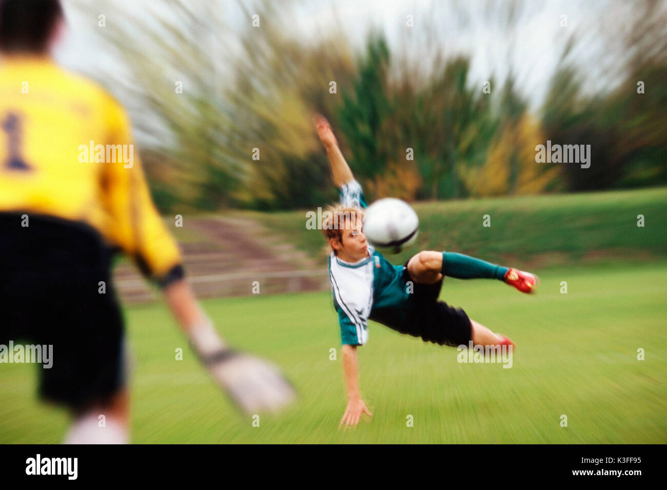 Sport football player head head shot hi-res stock photography and ...