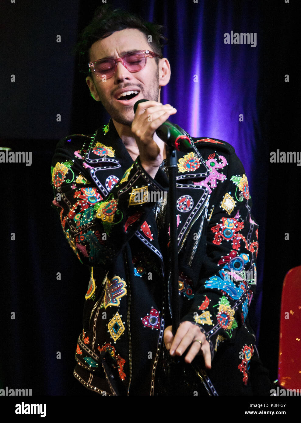 Max schneider hi-res stock photography and images - Alamy