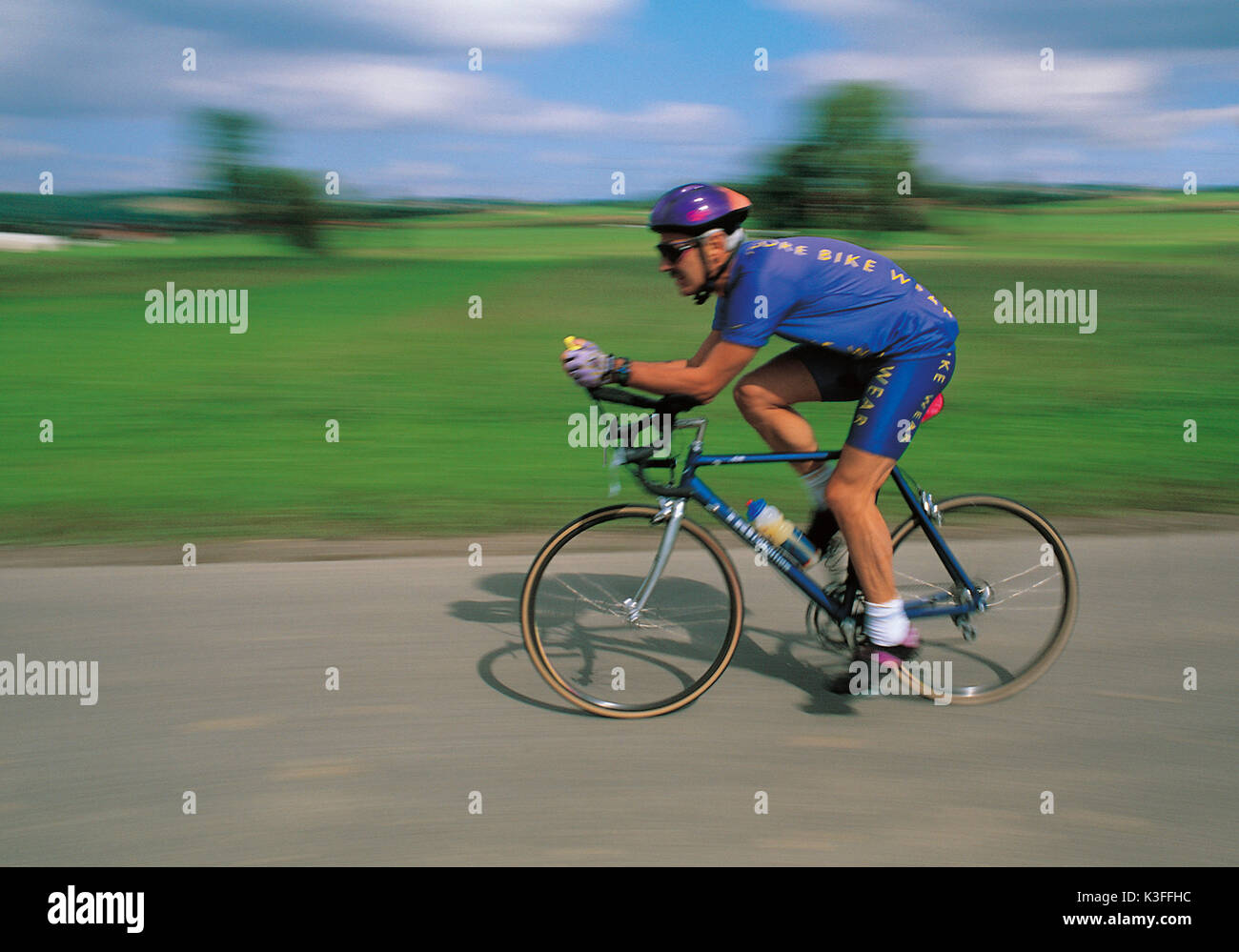 Racing cycle hi-res stock photography and images - Alamy