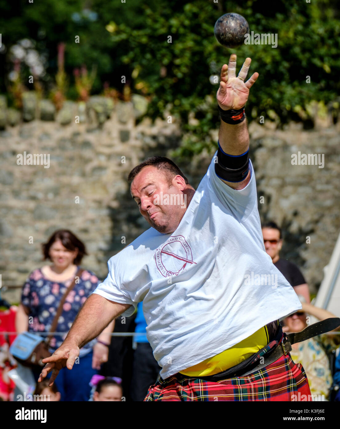 Stone throwing competition hi-res stock photography and images - Alamy