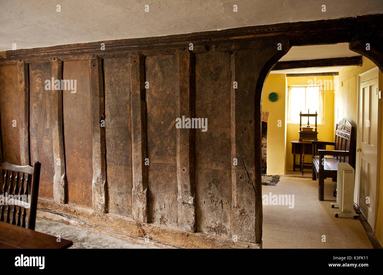 Devon cob and thatch cottage hi-res stock photography and images - Alamy