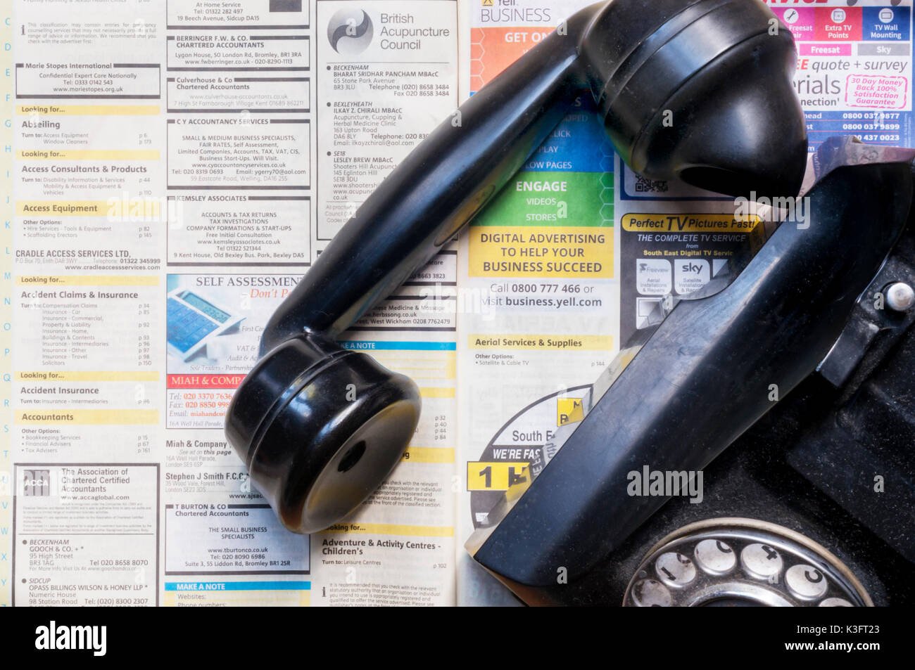 Yellow pages phone directory hi-res stock photography and images - Alamy