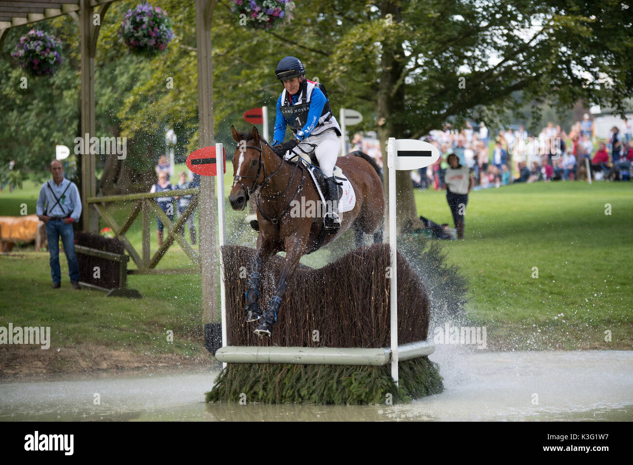 Star witness hi-res stock photography and images - Alamy