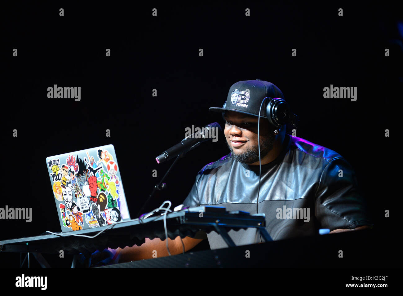Dj mann hi-res stock photography and images - Alamy