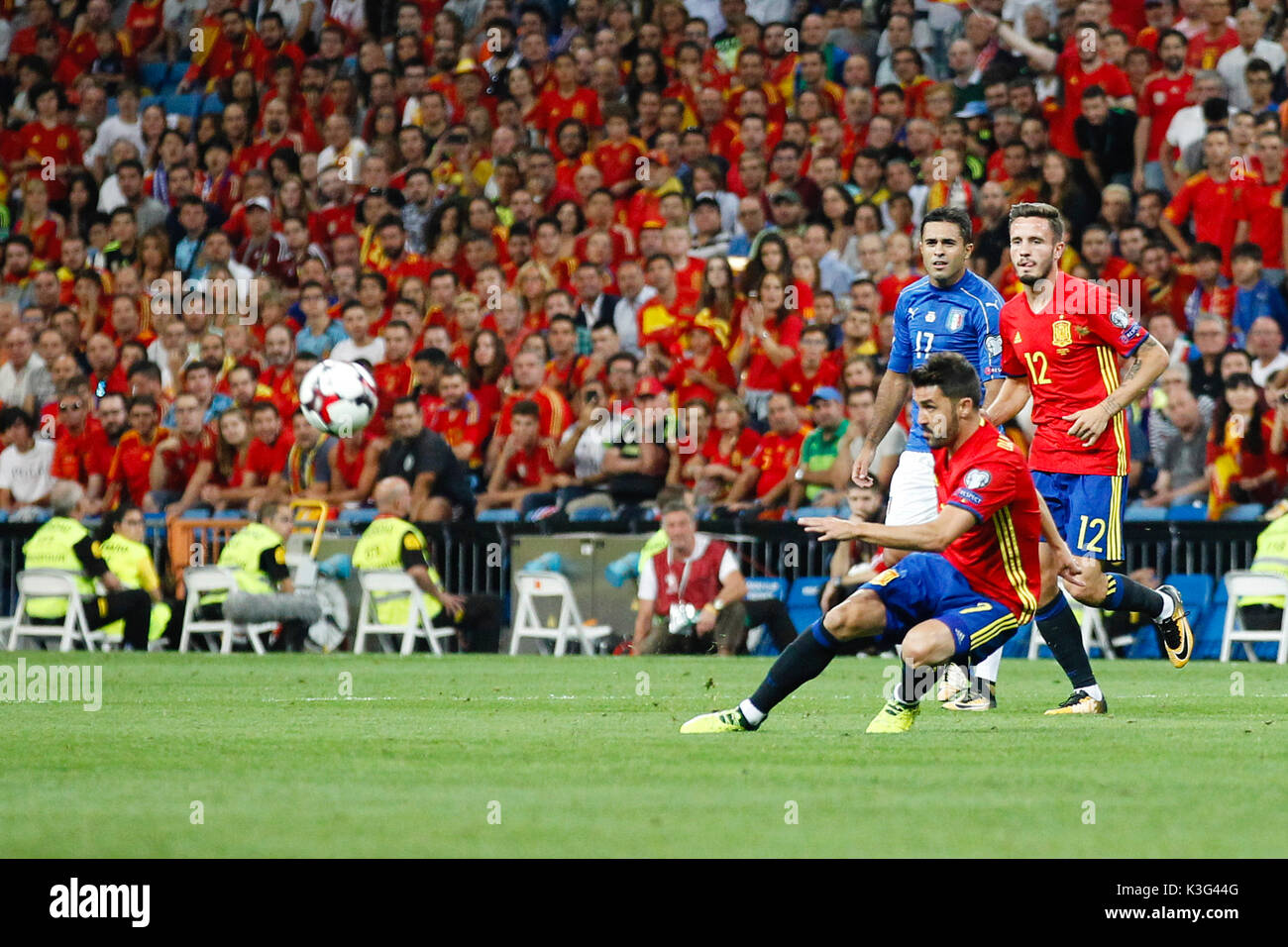 Spanish player david villa in hi-res stock photography and images - Alamy