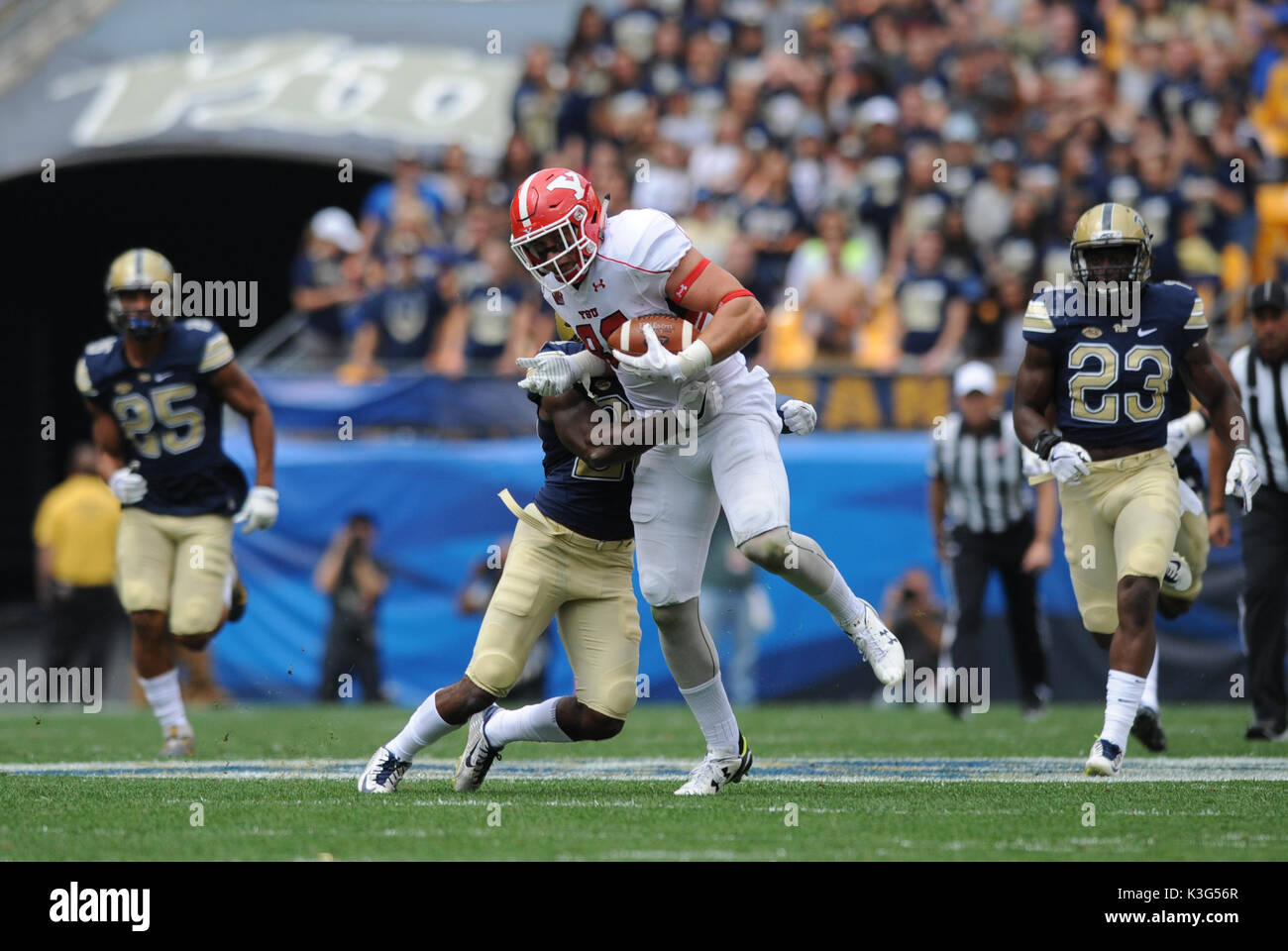 Pittsburgh, PA, USA. 2nd Sep, 2017. Kevin Rader #83 during the Pitt ...