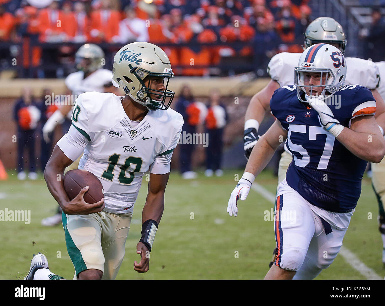 Charlottesville, Virginia, USA. 2nd Sep, 2017. William & Mary Tribe QB ...