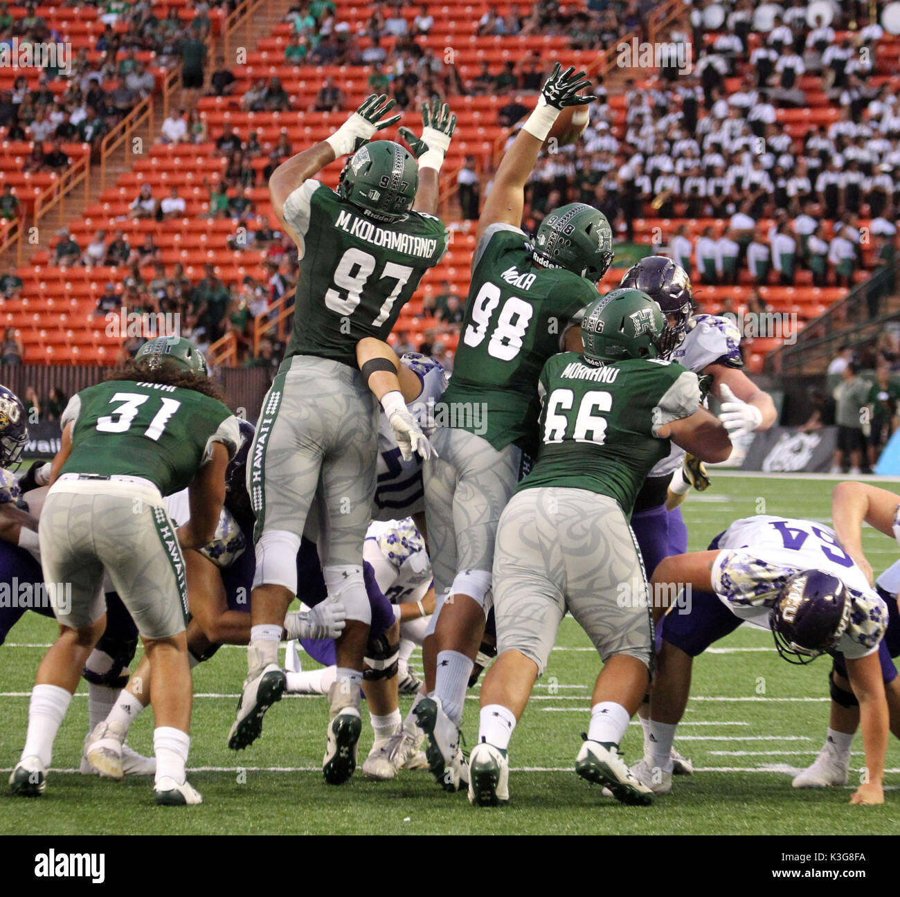 September 2, 2017 - Hawaii Rainbow Warriors defensive lineman Viane ...