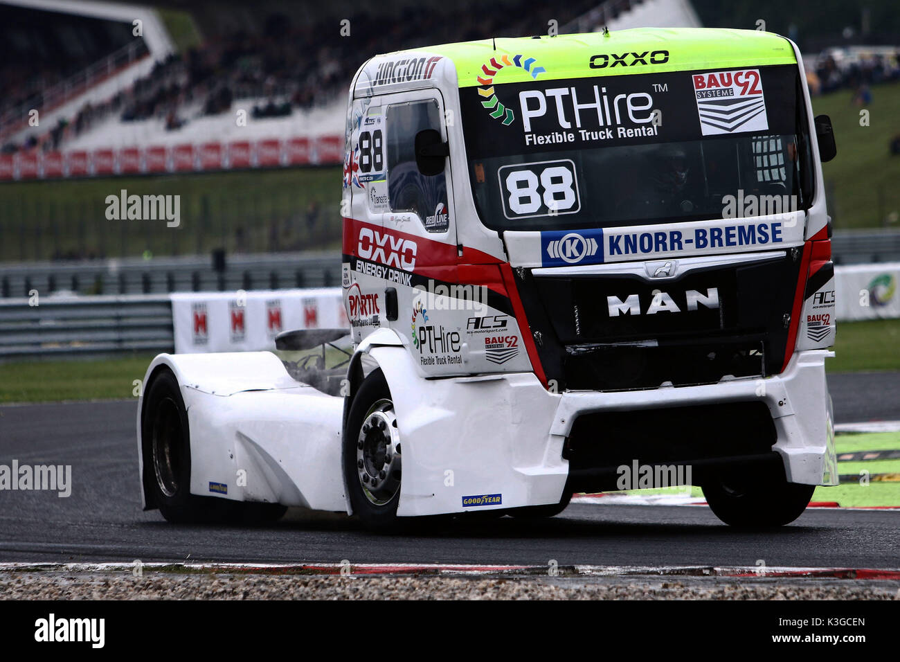 Super trucks racing hi-res stock photography and images - Alamy