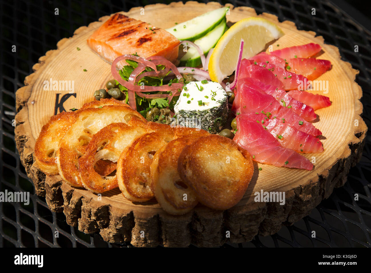 Sharing a fish hi-res stock photography and images - Alamy