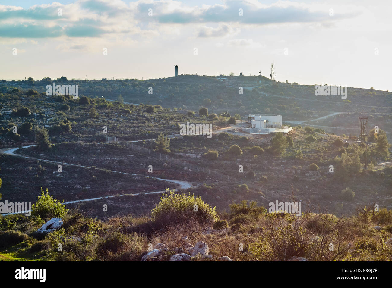 Israel military base hi-res stock photography and images - Alamy