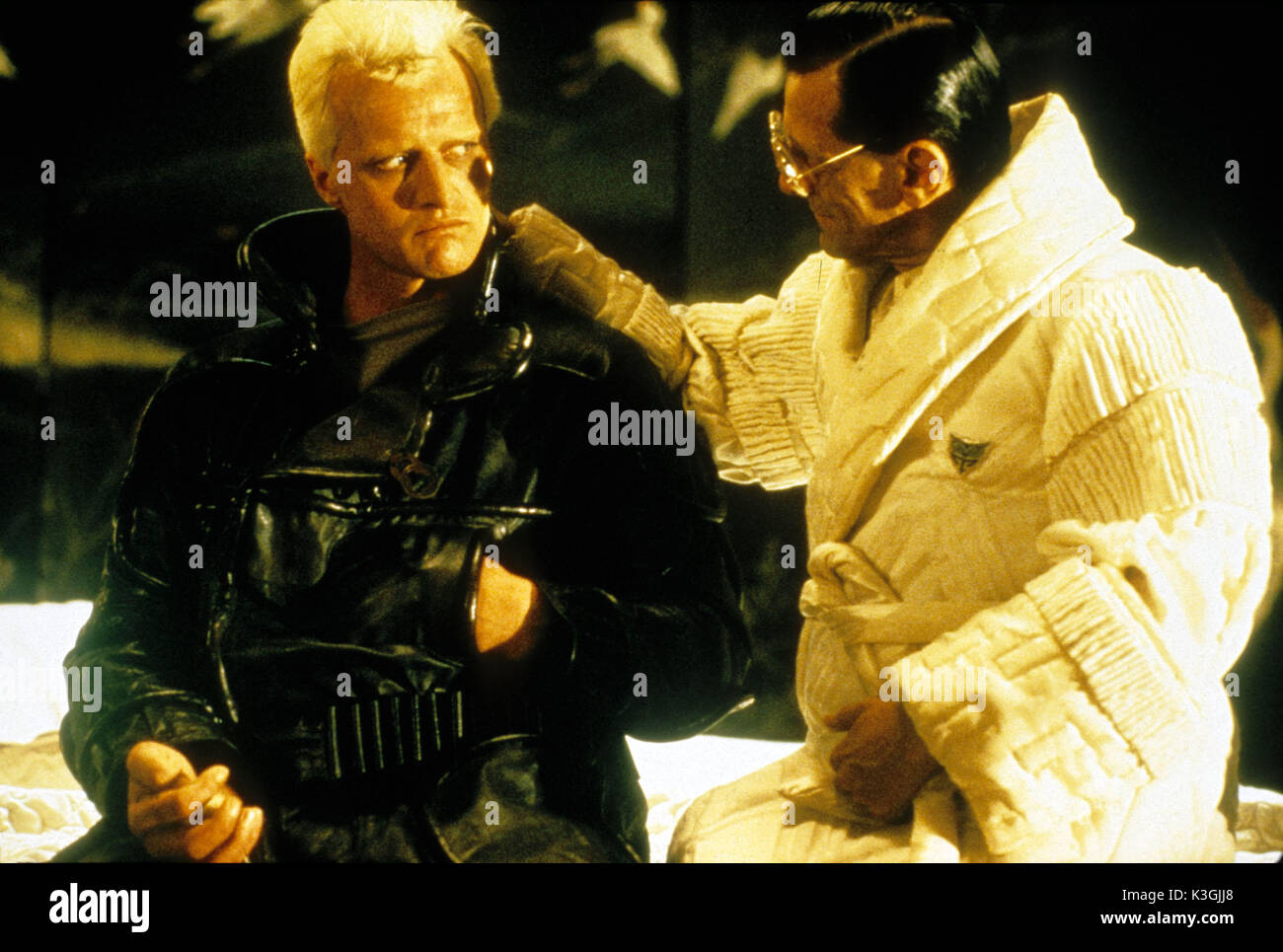 BLADE RUNNER RUTGER HAUER, JOE TURKEL Date: 1982 Stock Photo - Alamy